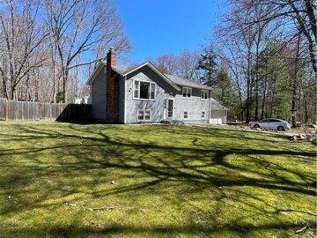 house with 3 bedroom, Coventry RI DS101858125