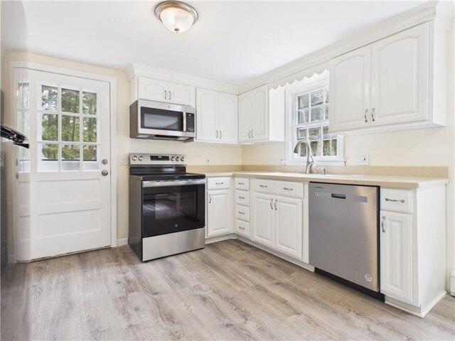 house with 3 bedroom, Coventry RI DS102478290
