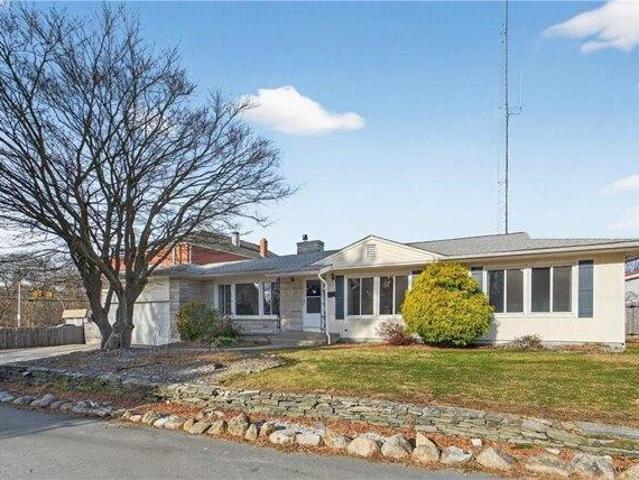 house with 3 bedroom, Coventry RI DS102583458