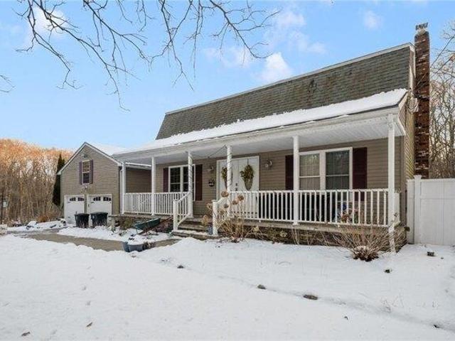 house with 3 bedroom, Coventry RI DS102595812