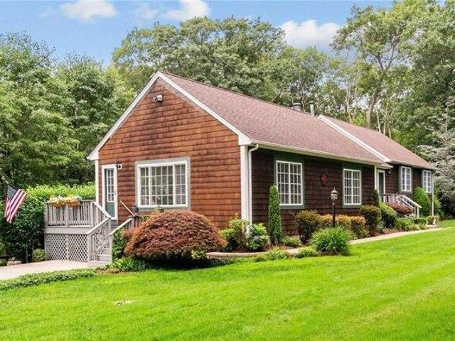 house with 3 bedroom, Coventry RI DS102761850