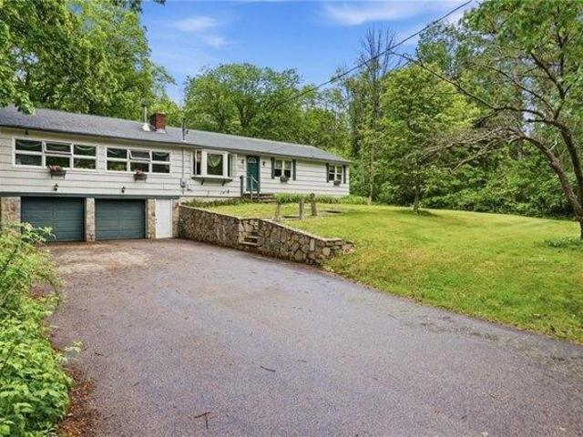 house with 3 bedroom, Coventry RI DS102960356