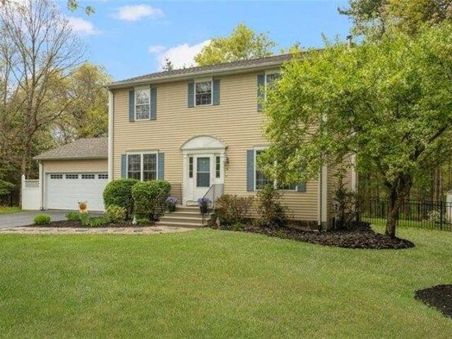house with 3 bedroom, Coventry RI DS103127200