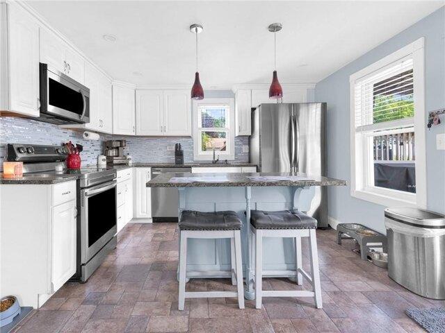 house with 3 bedroom, Coventry RI DS104191111