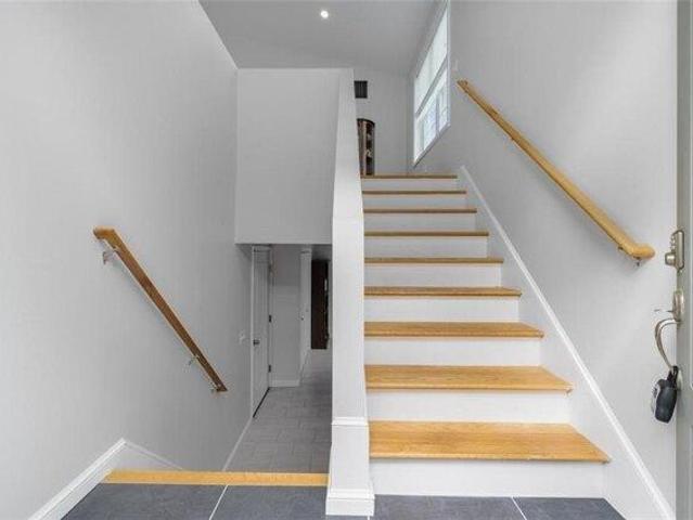 house with 3 bedroom, Coventry RI DS104237687