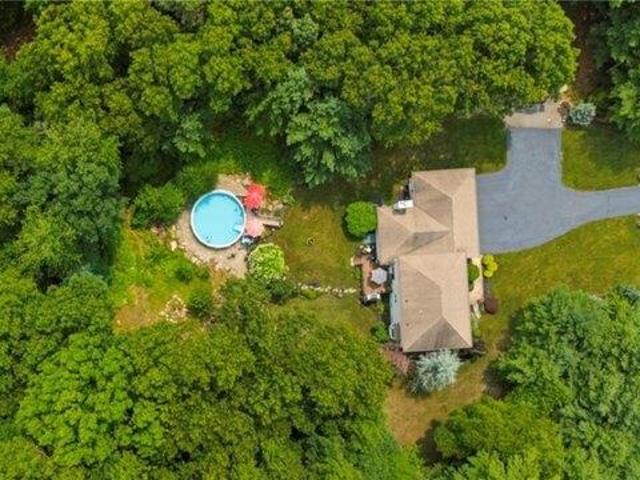 house with 3 bedroom, Coventry RI DS104479078