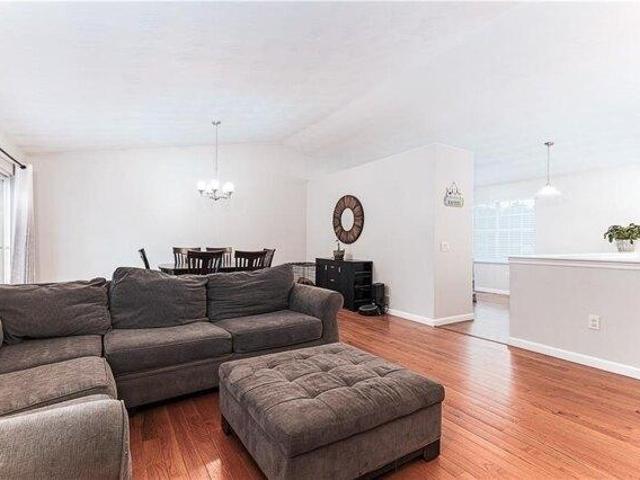 house with 3 bedroom, Coventry RI ES103250350