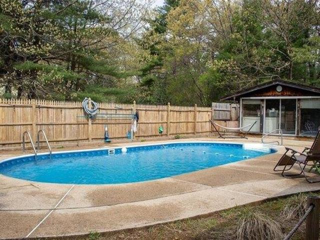 house with 3 bedroom, Coventry RI ES103494169