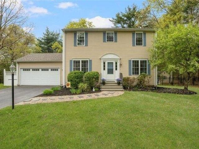 house with 3 bedroom, Coventry RI ES103496552