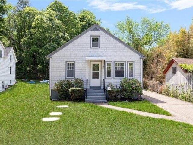 house with 3 bedroom, Coventry RI ES103431411