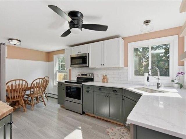 house with 3 bedroom, Coventry RI ES103889030
