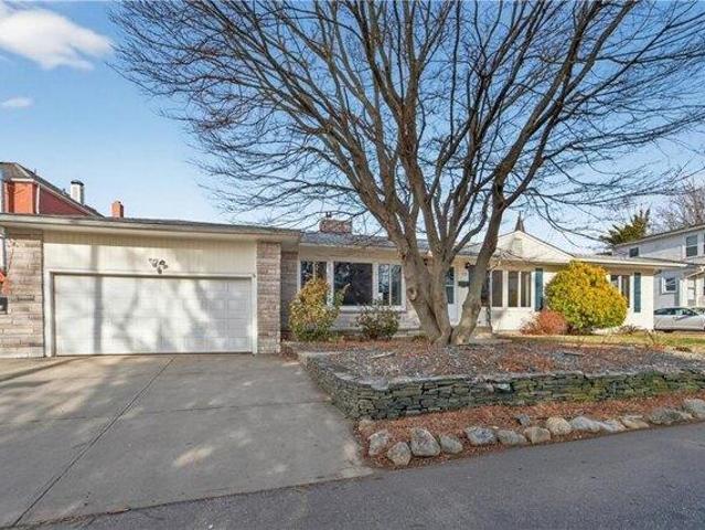 house with 3 bedroom, Coventry RI ES103889400