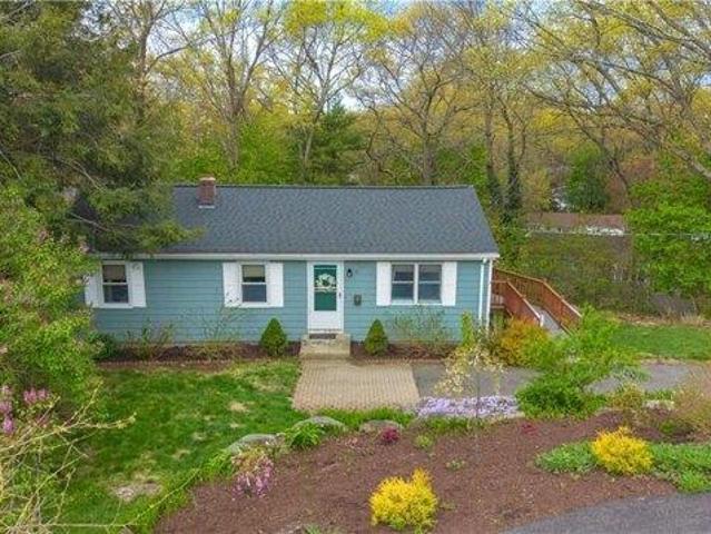house with 3 bedroom, Coventry RI ES104008964