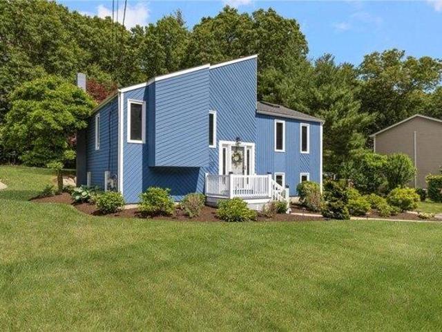 house with 3 bedroom, Coventry RI ES105093403