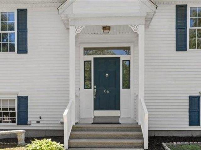 house with 3 bedroom, Coventry RI ES105113633