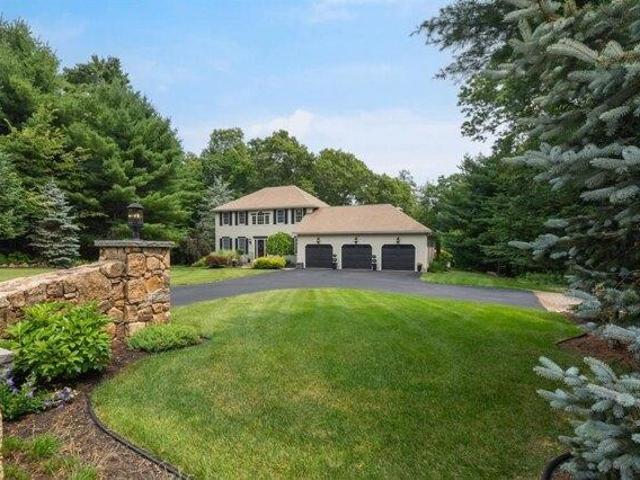house with 3 bedroom, Coventry RI ES105127244