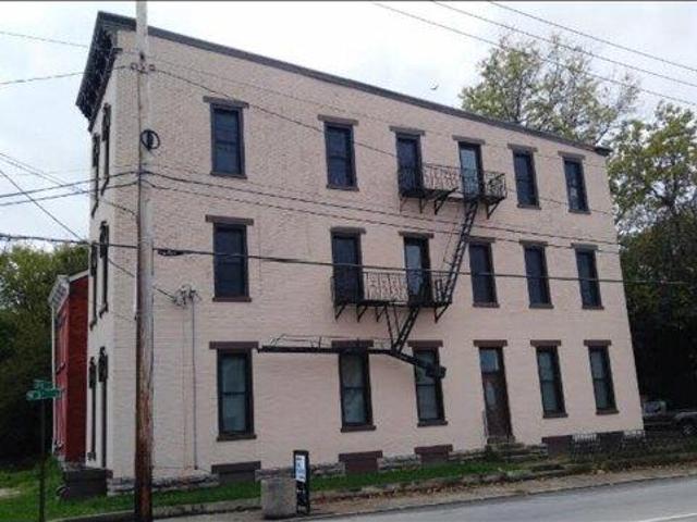 house with 3 bedroom, Covington KY ES104900688