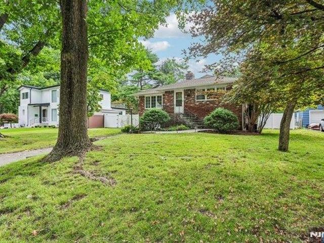 house with 3 bedroom, Closter NJ ES104441241
