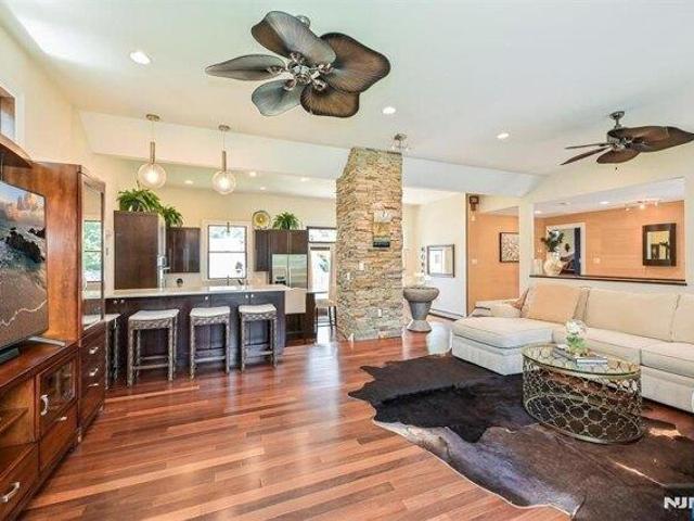 house with 3 bedroom, Closter NJ ES104608493