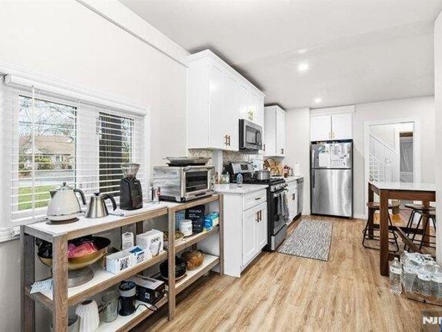 house with 3 bedroom, Closter NJ ES105124993