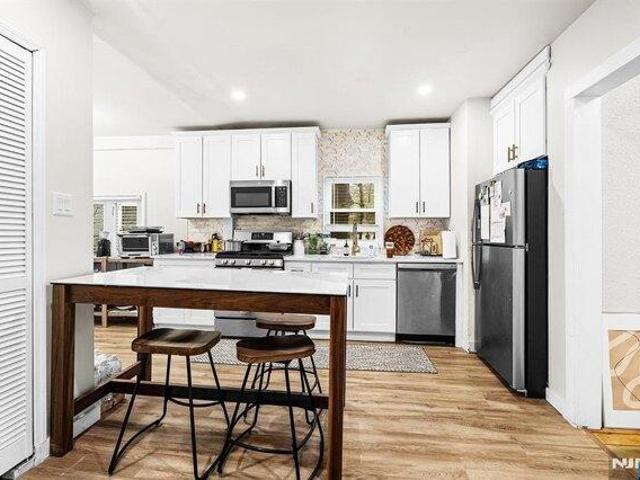 house with 3 bedroom, Closter NJ ES105191577