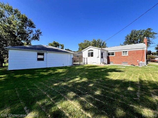 house with 3 bedroom, Clawson MI ES103501194