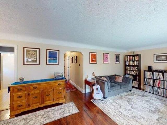 house with 3 bedroom, Clawson MI ES103501407