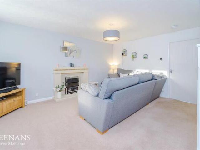 House With 3 Bedroom Clayton Le Moors Lancashire ES86616189