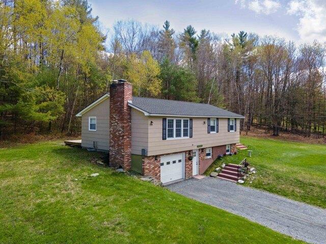 house with 3 bedroom, Claremont NH DLS102669394