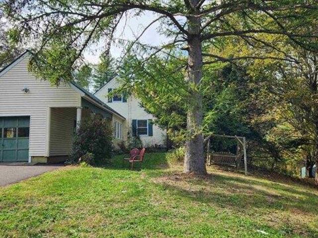 house with 3 bedroom, Claremont NH DS101707266