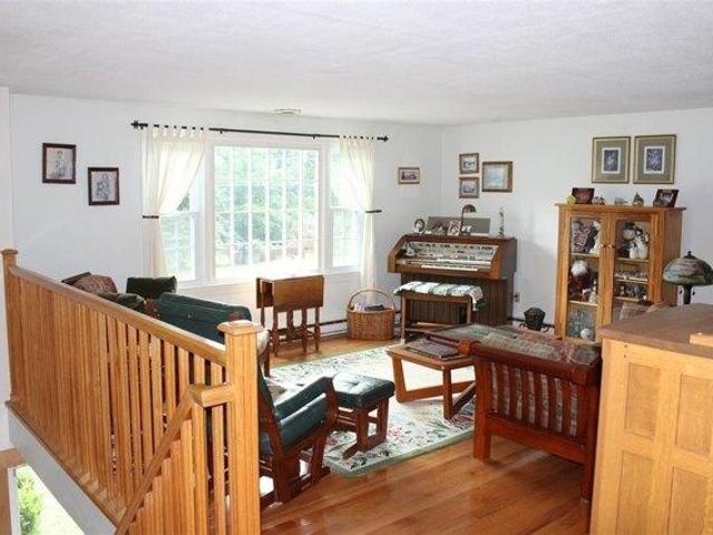 house with 3 bedroom, Claremont NH DS101856660