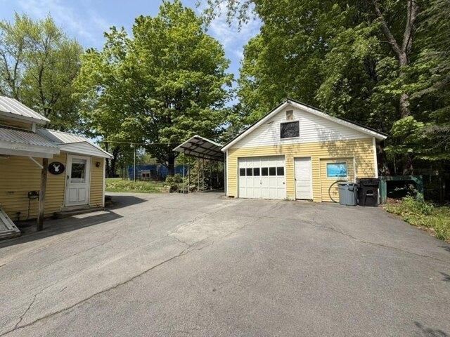 house with 3 bedroom, Claremont NH DS102592554