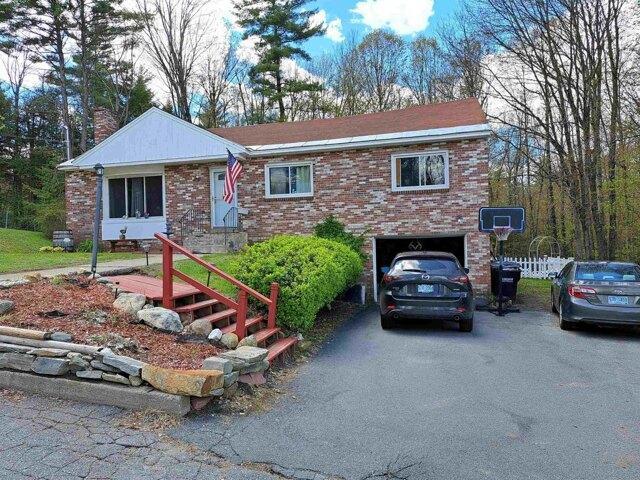 house with 3 bedroom, Claremont NH DS102708490
