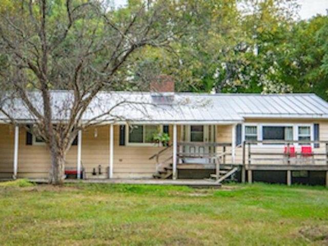 house with 3 bedroom, Claremont NH DS102061663