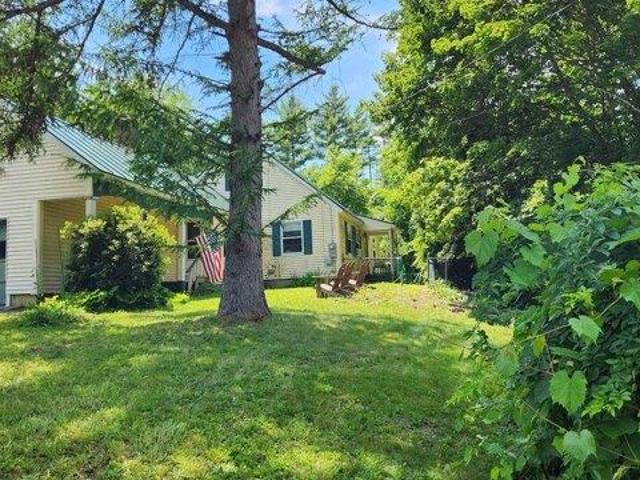 house with 3 bedroom, Claremont NH DS104265027
