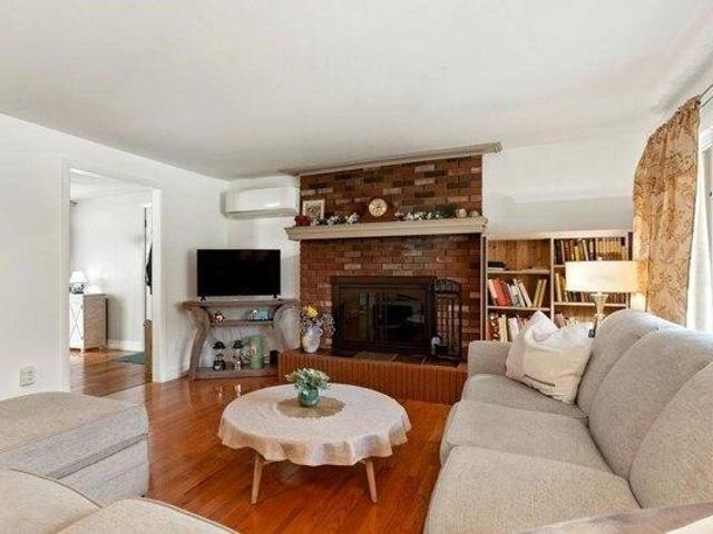 house with 3 bedroom, Claremont NH ES103601919