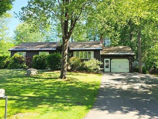 house with 3 bedroom, Claremont NH ES104808933