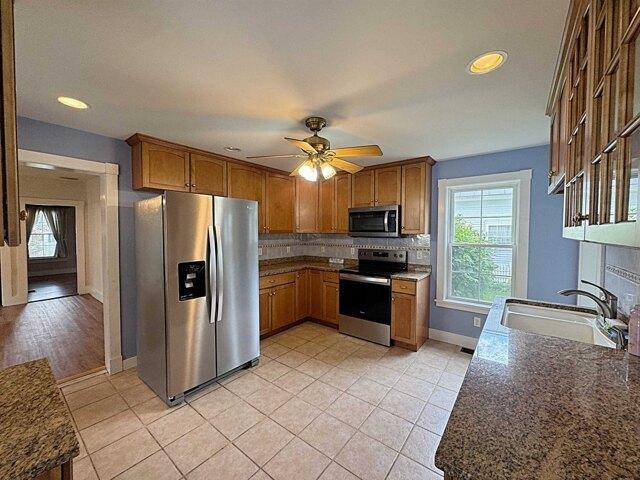 house with 3 bedroom, Claremont NH ES104187615