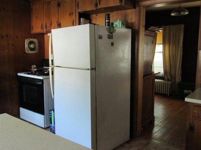 house with 3 bedroom, Claremont NH ES104187982