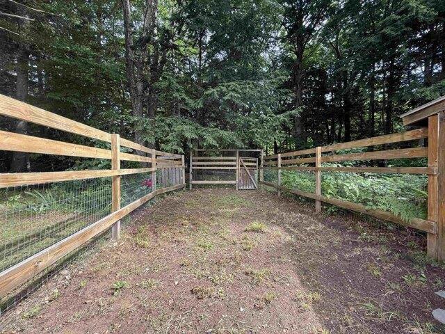 house with 3 bedroom, Claremont NH ES104298212