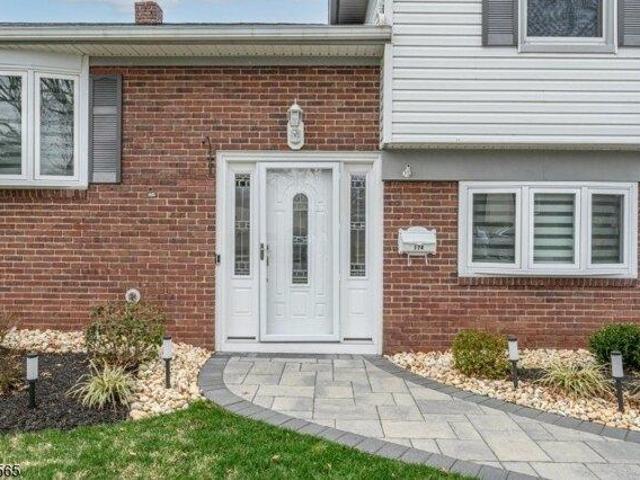 house with 3 bedroom, Clark NJ DS102825696