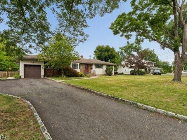 house with 3 bedroom, Clark NJ DS104480857