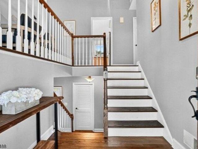 house with 3 bedroom, Clark NJ ES105142864