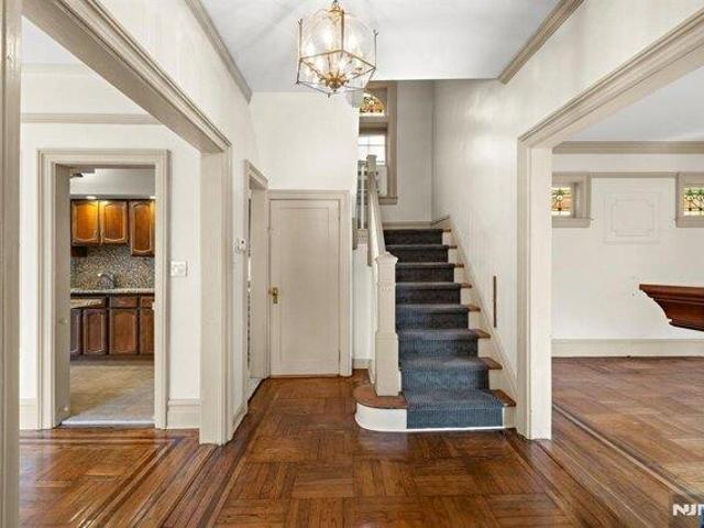 house with 3 bedroom, Cliffside Park NJ DS104446019