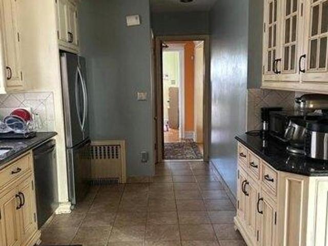 house with 3 bedroom, Cliffside Park NJ ES104409758
