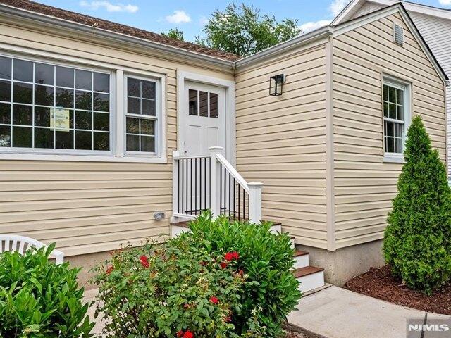 house with 3 bedroom, Clifton NJ DS104151328