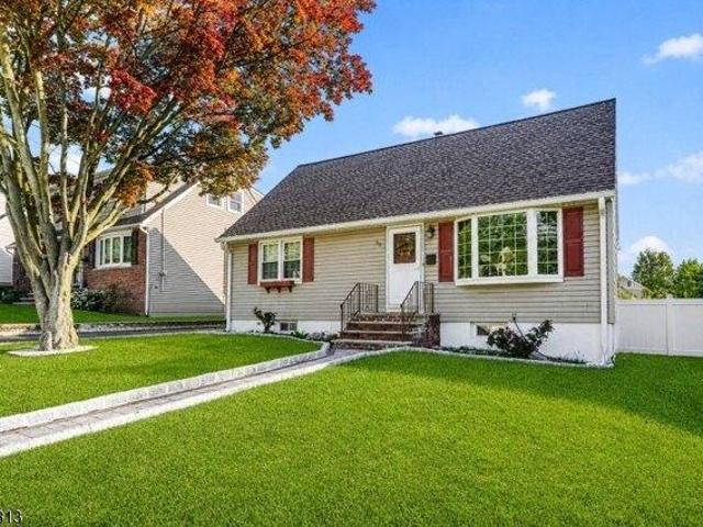 house with 3 bedroom, Clifton NJ DS104152219