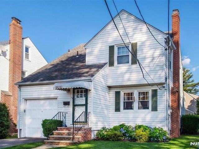 house with 3 bedroom, Clifton NJ DS104189971
