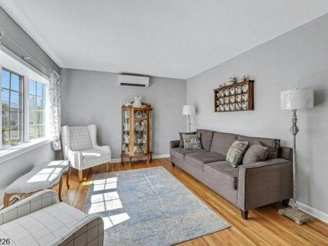 house with 3 bedroom, Clifton NJ DS103437556