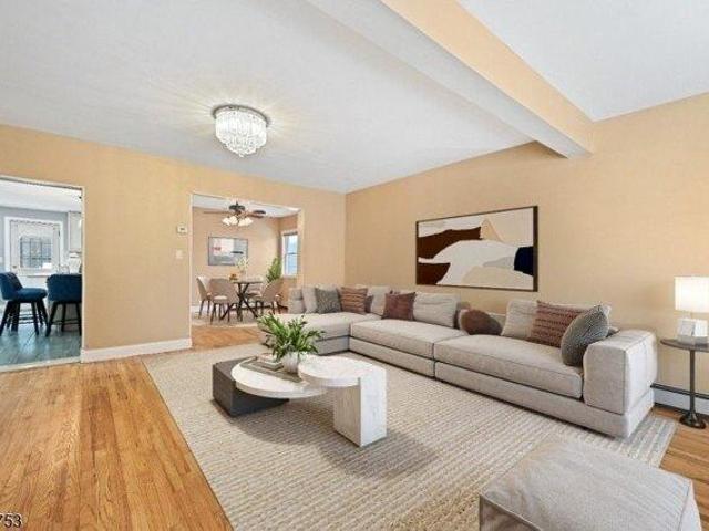 house with 3 bedroom, Clifton NJ ES105127176